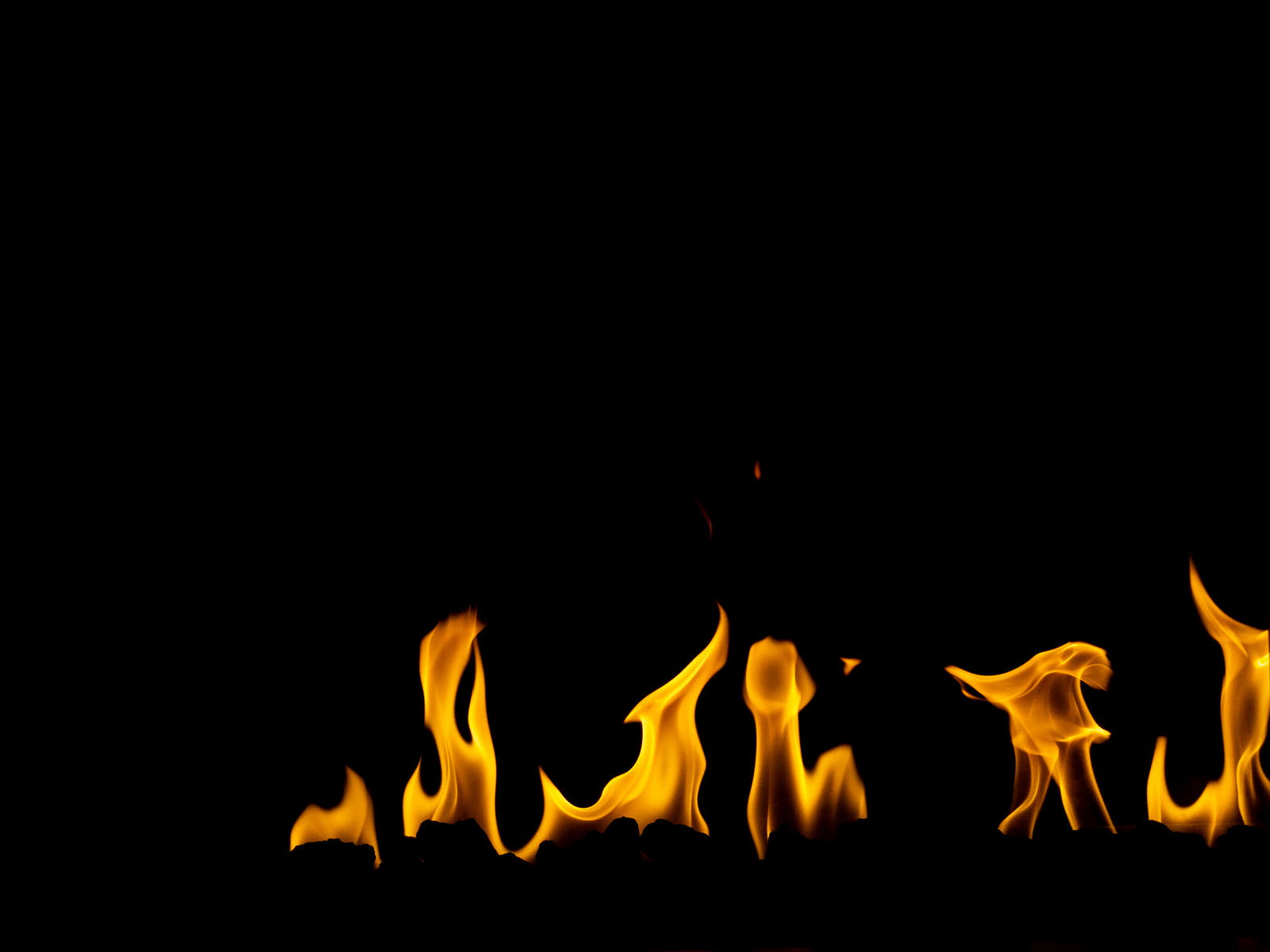 The appearance of flames emerging from below Free Stock Photo - PAKUTASO